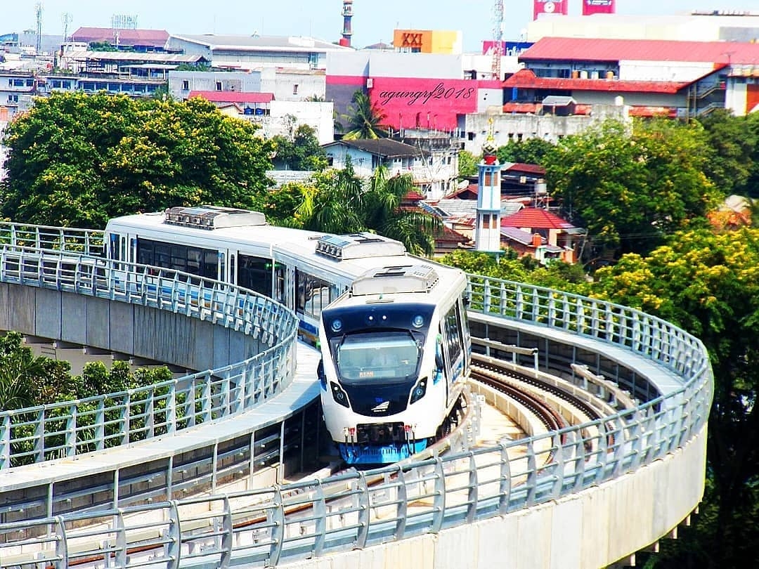 Seluruh Stasiun LRT Sudah Beroperasi - KordaNews